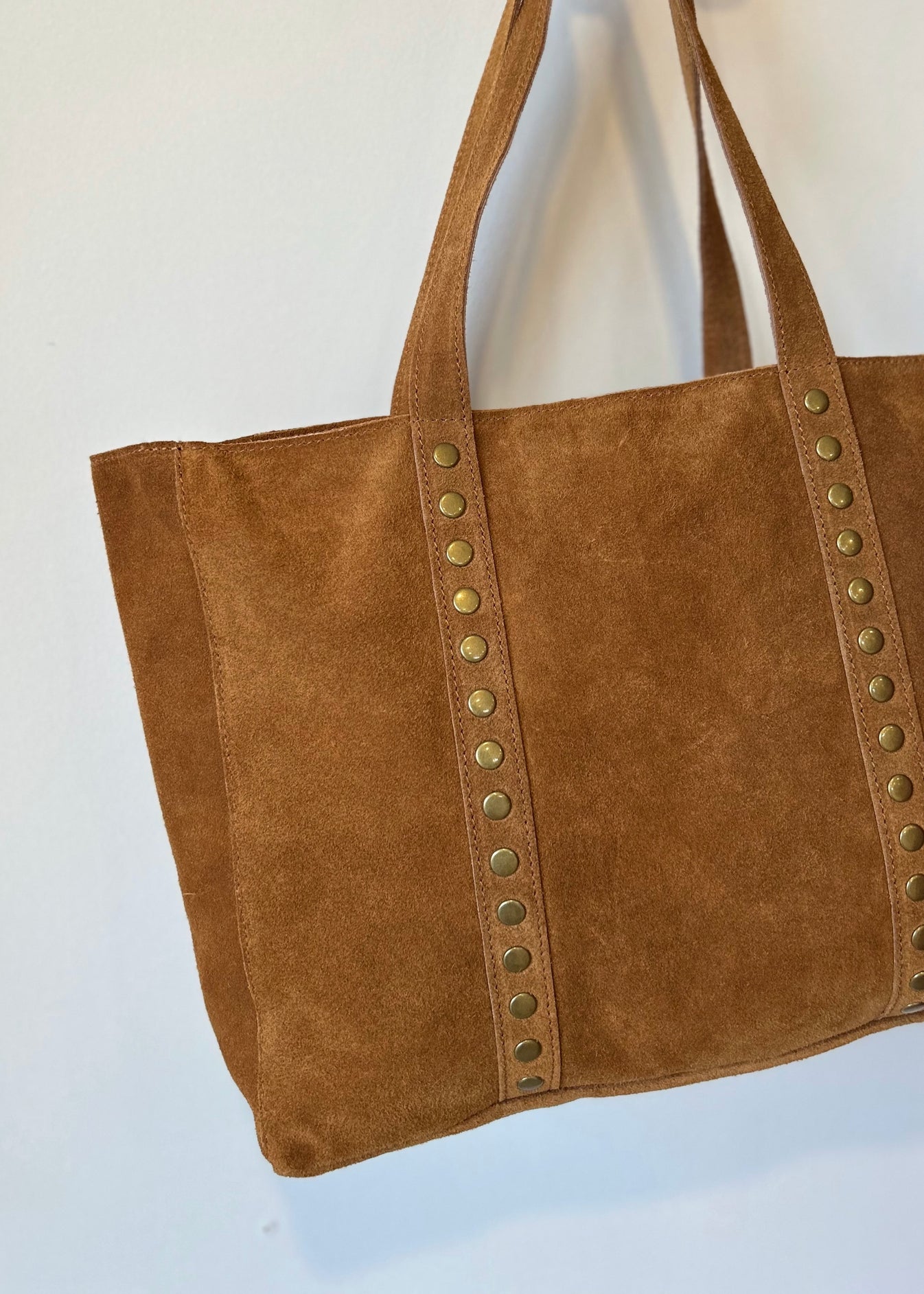 Mala de tachas – KAKAU